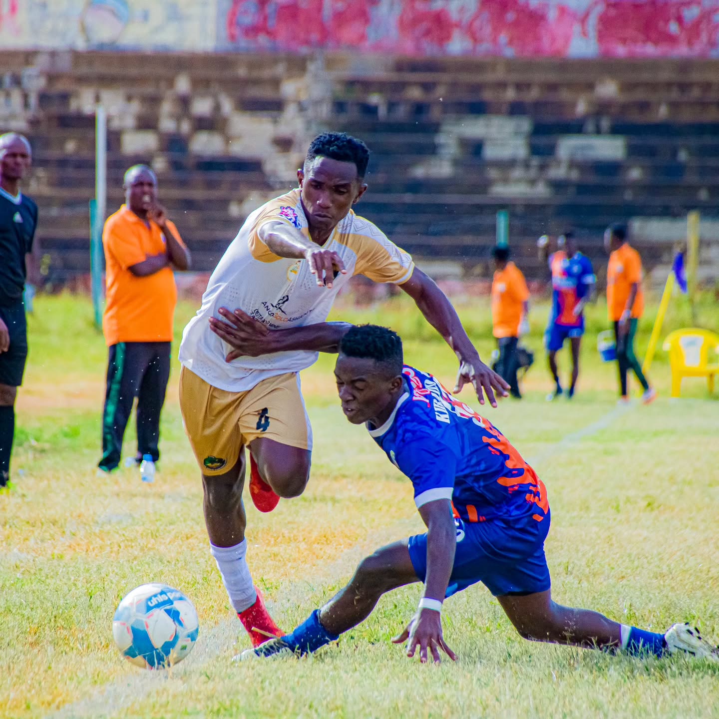 STAND, GEITA KUISAKA LIGI KUU YA NBC. - LIGI KUU